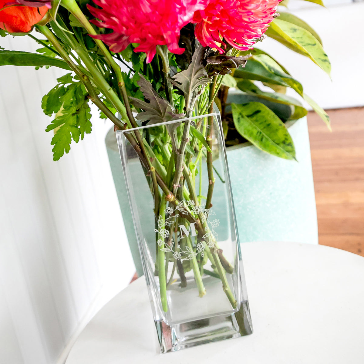 Engraved Glass Vase Birthday Gift | Free Delivery – Personalised Favours