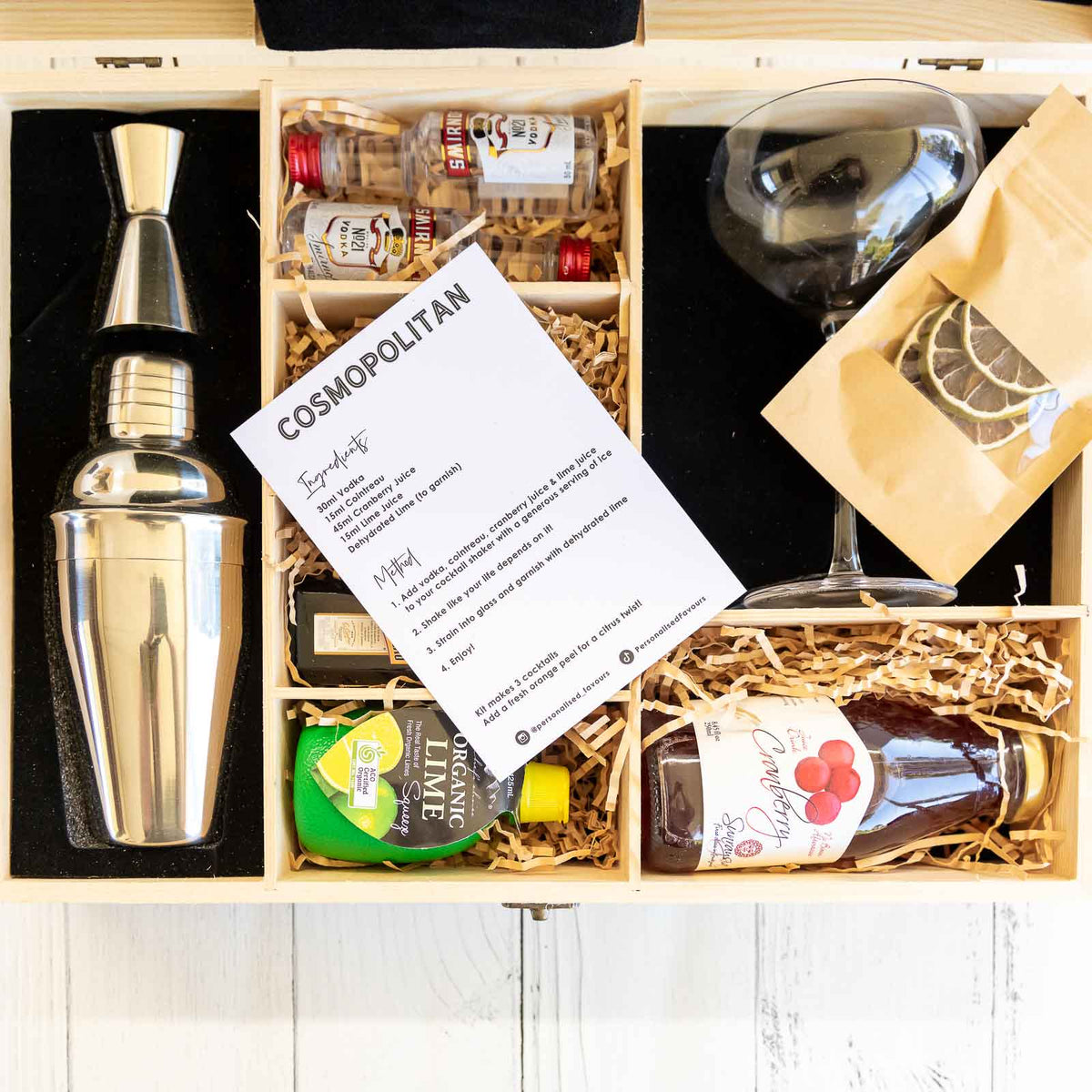 Engraved Cosmopolitan Wooden Box Set | Personalised Favours ...