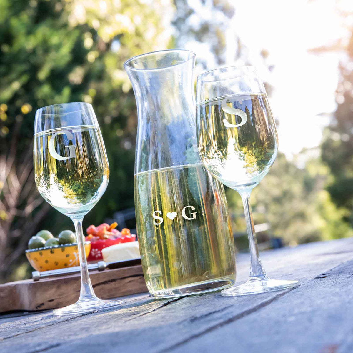 Engraved Wine Carafe with Twin Wine Glasses | Personalised Favours ...