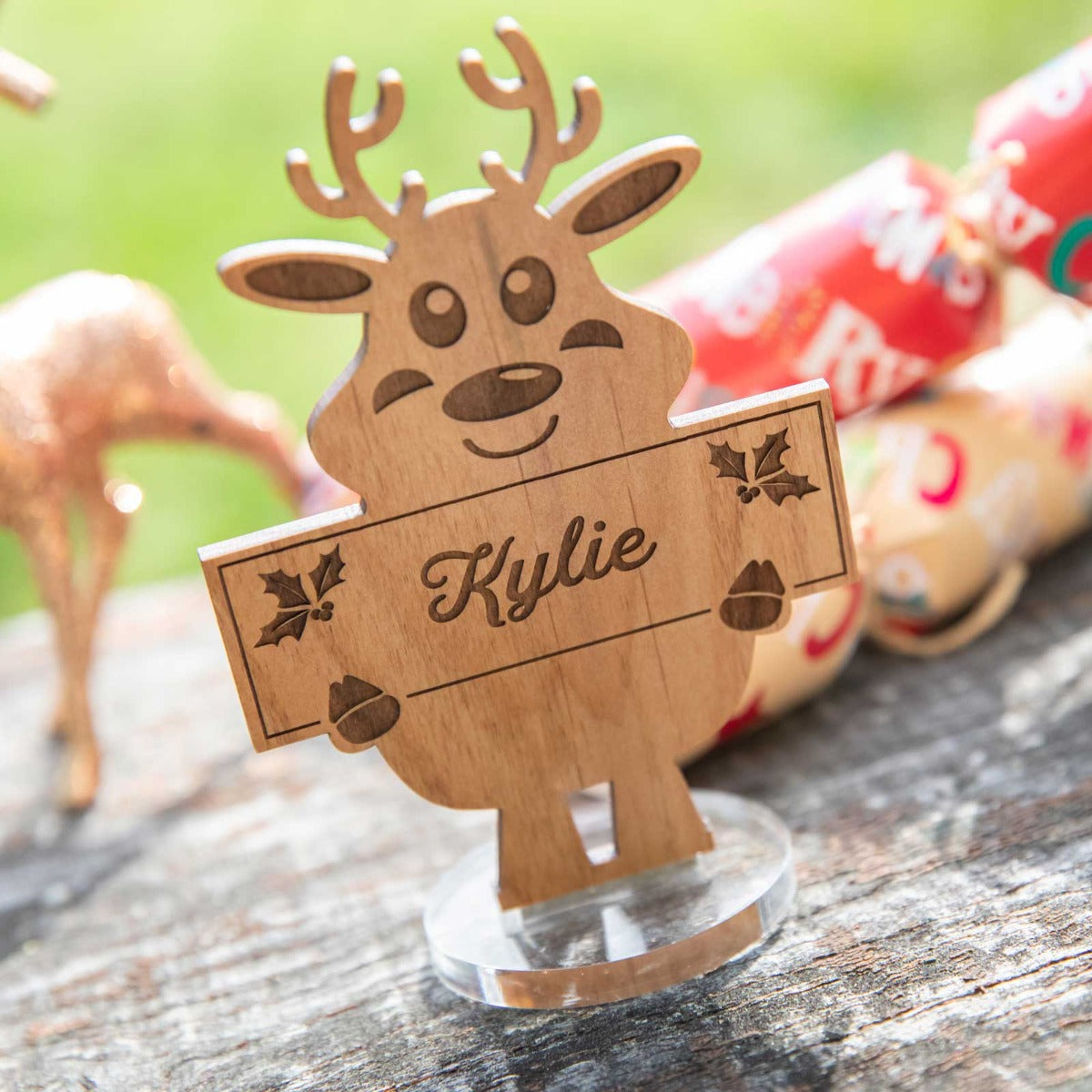Engraved Wooden Christmas Reindeer Place Card | Personalised Favours ...