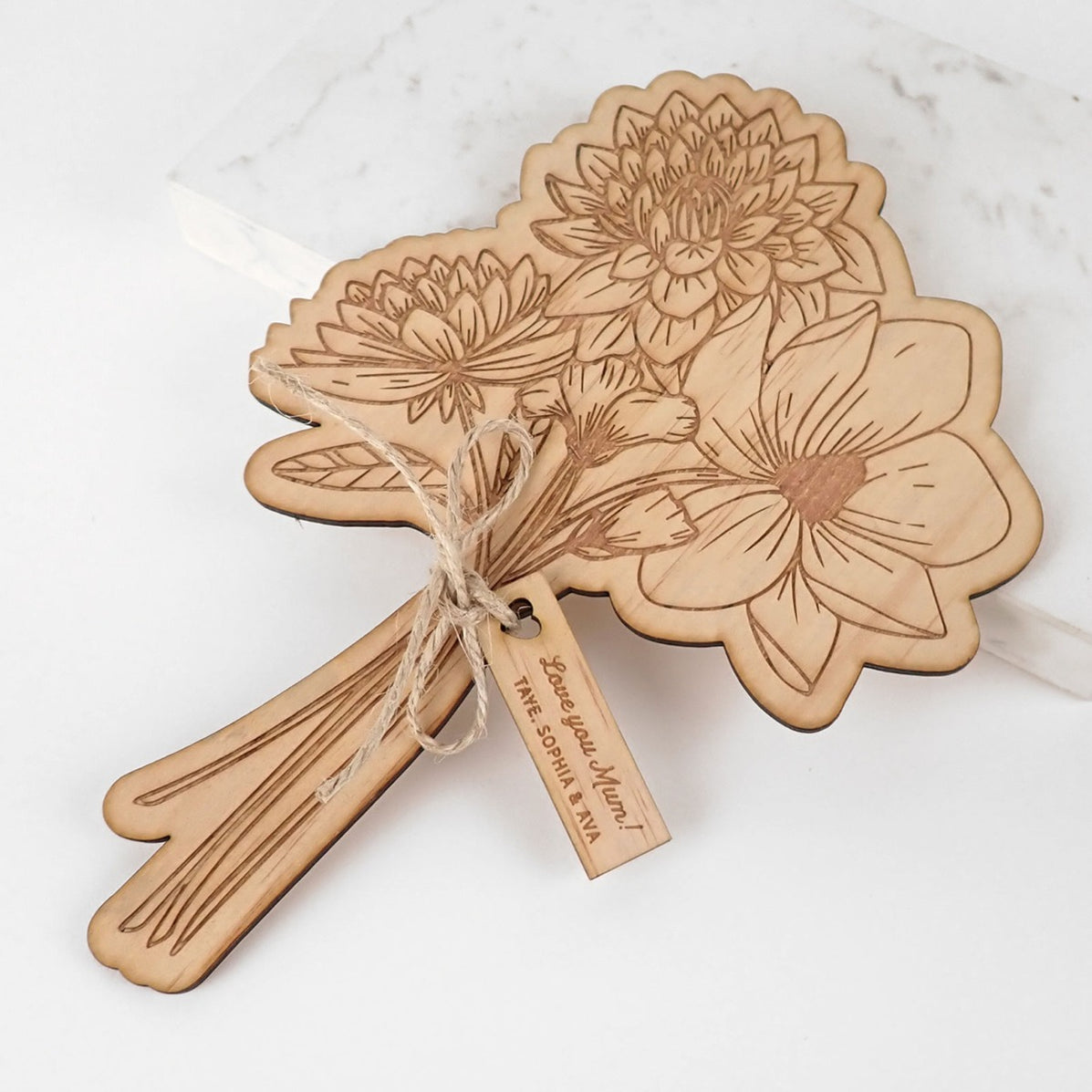 Engraved Wooden Flower Bouquet with Gift Tag | Personalised Favours